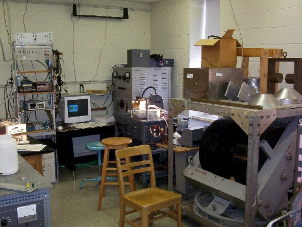 SLU Physics - Department Tour: Slime Lab